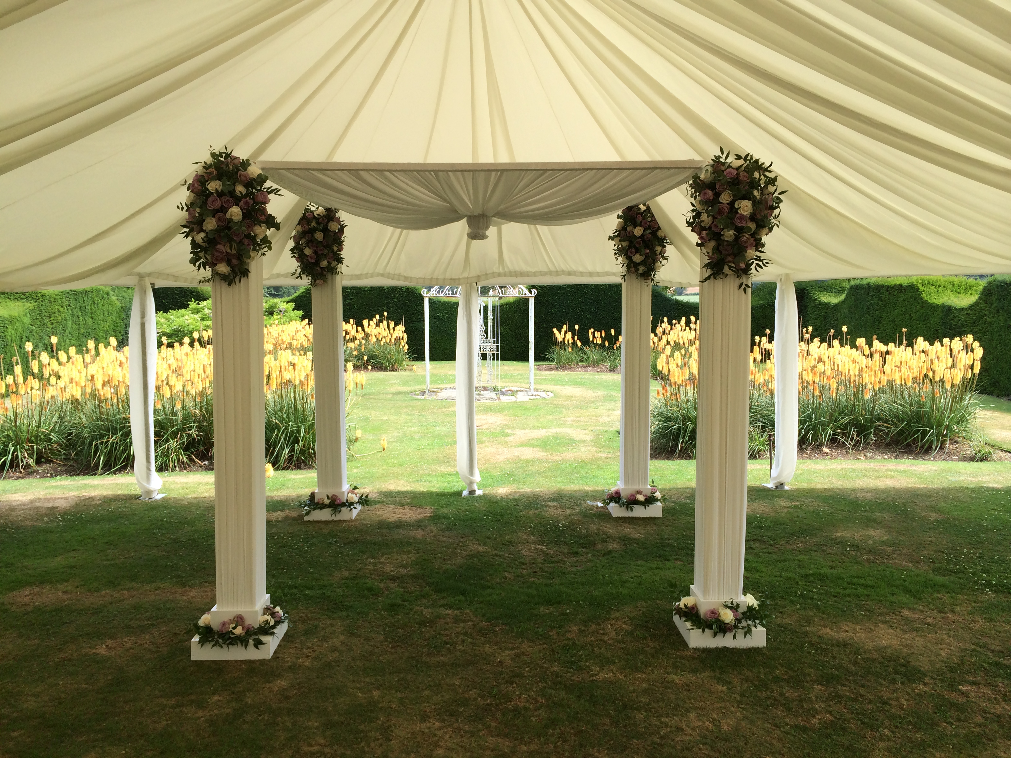 Gallery: A selection of our best chuppah picturesTheChuppahCompany.co ...